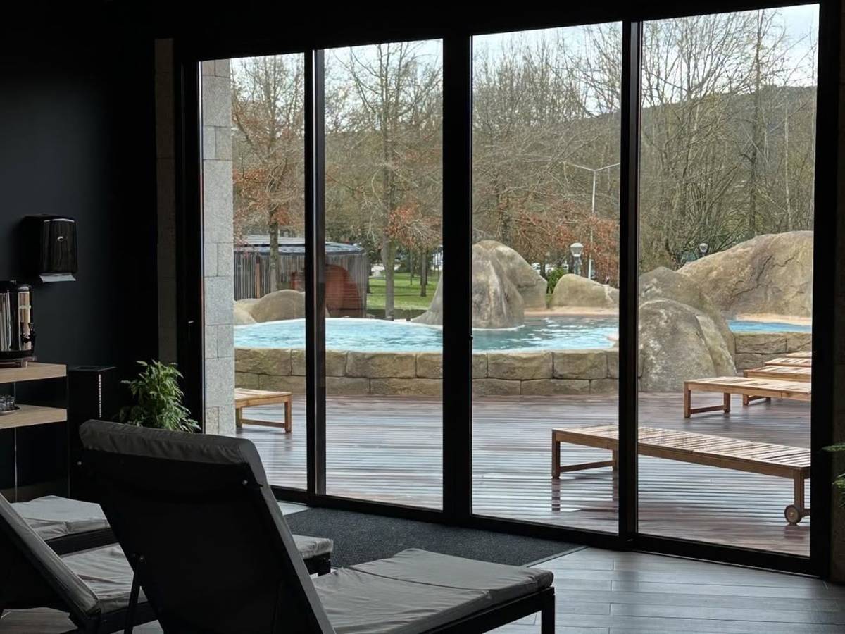 Termas de Chaves: as maiores piscinas termais ao ar livre a 1h40 do Porto
