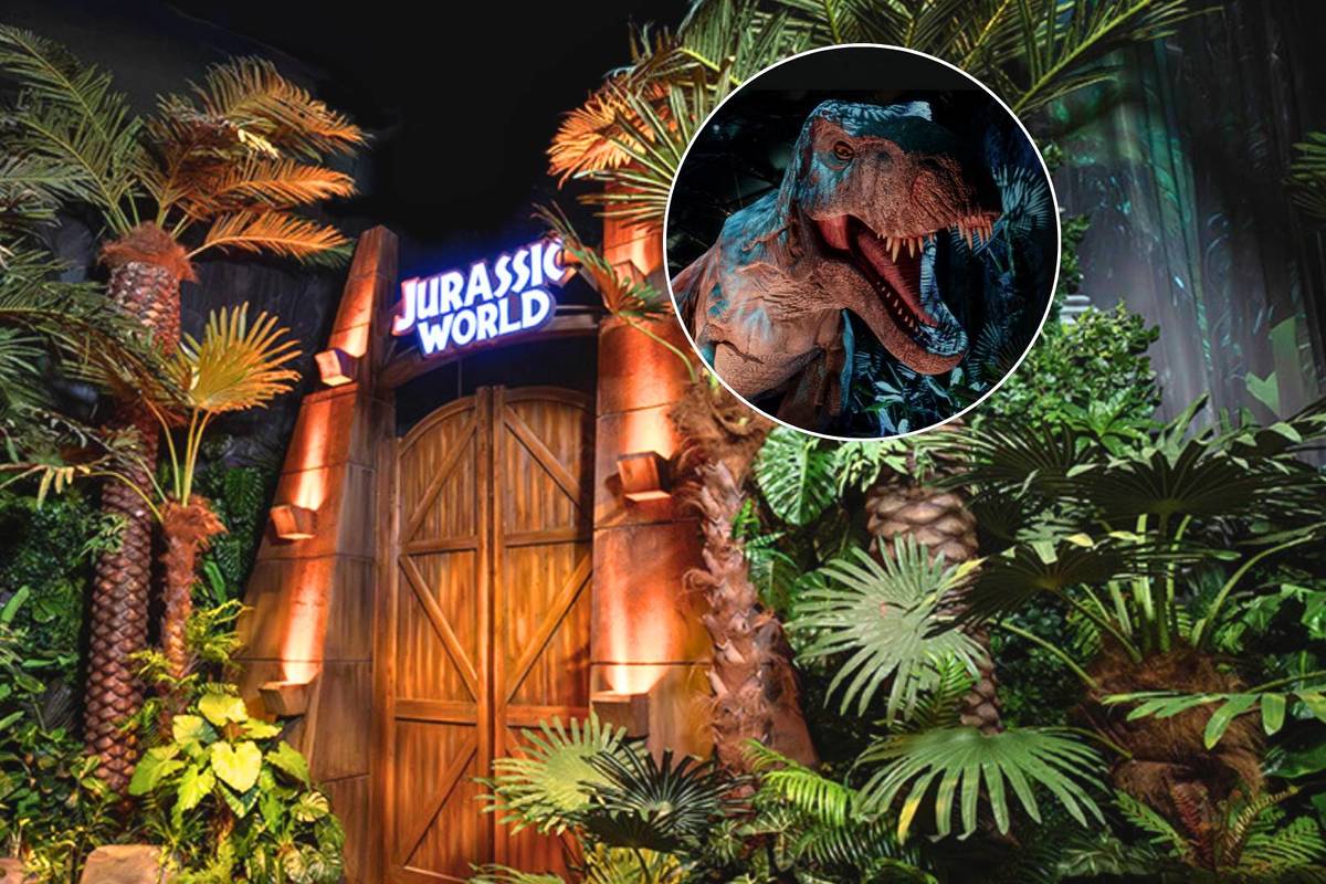 Jurassic World: The Experience