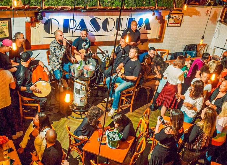 Bares na Vila Madalena: opções para curtir a noite na região!