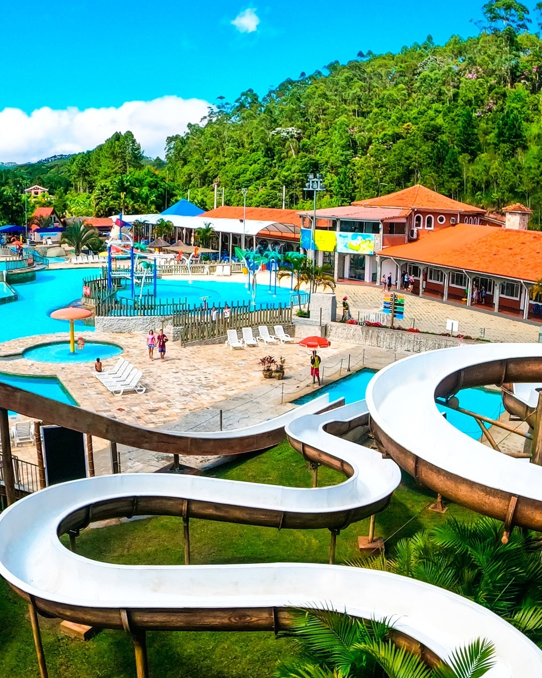 5 parques aquáticos pertinho de SP para se divertir com a família - São ...