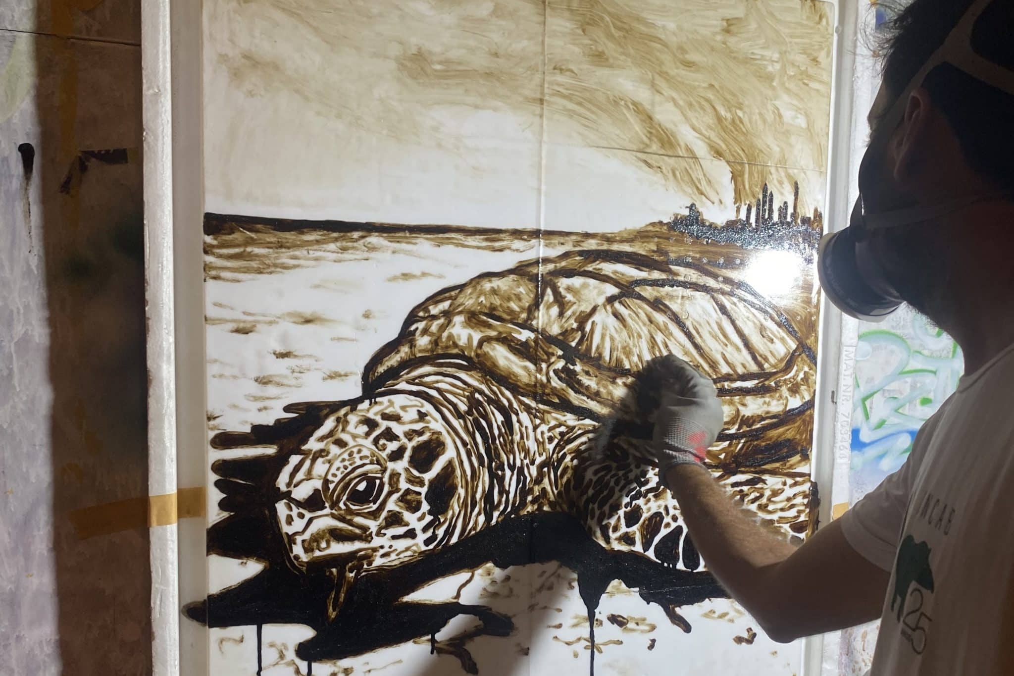 Mundano inaugura exposição impactante 'Resíduos Mundanos'