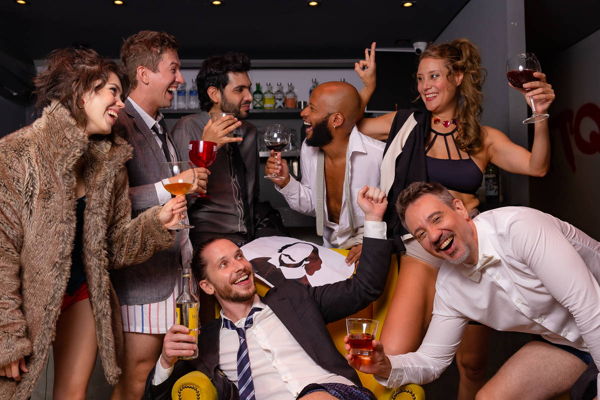 Shakespeare Embriagado traz versão divertida de Hamlet para bar