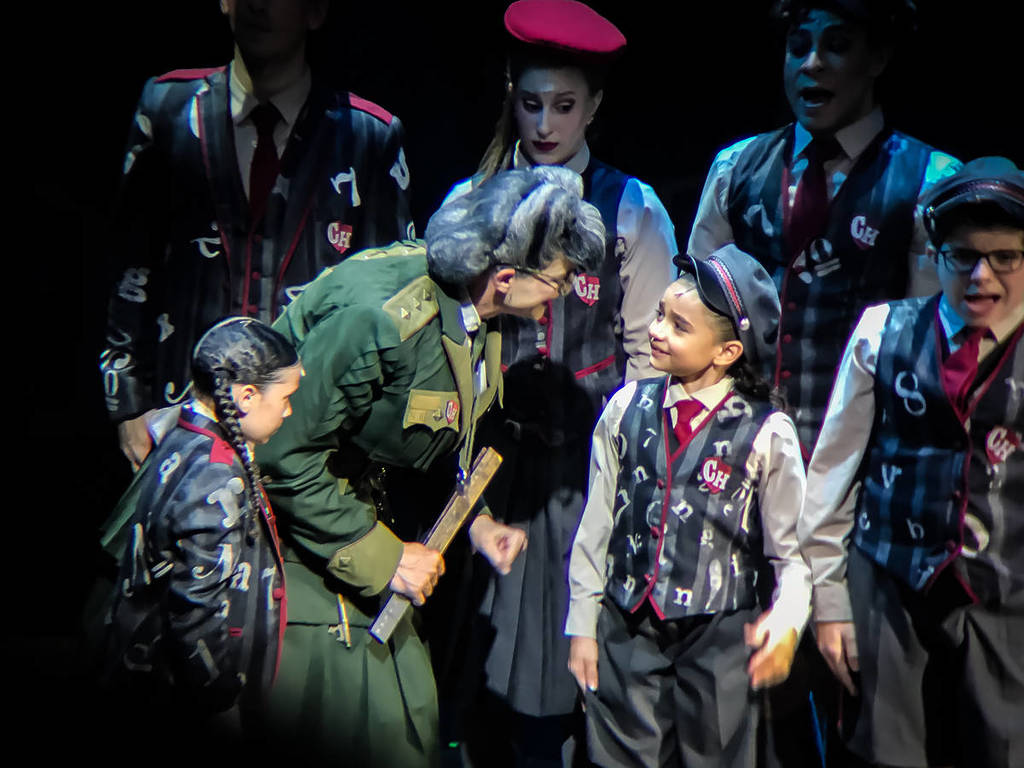 'Matilda - O Musical' está em cartaz no Teatro Claro SP