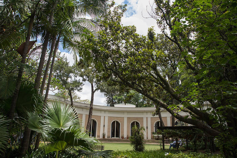 Conheça as histórias dos palacetes de SP do século passado