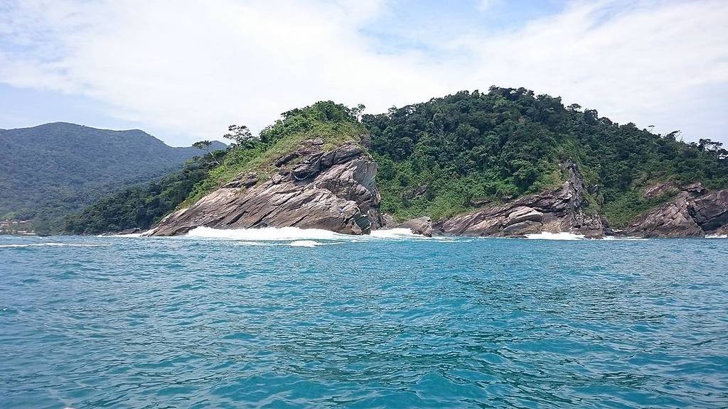 A praia do litoral de SP que encantou o New York Times: mar ...