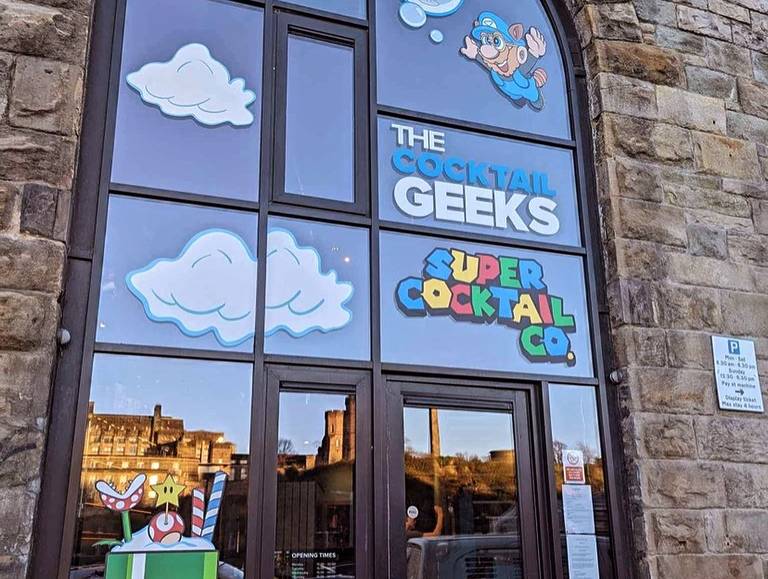 Cocktail Bars In Edinburgh: 9 Divine Drinking Dens