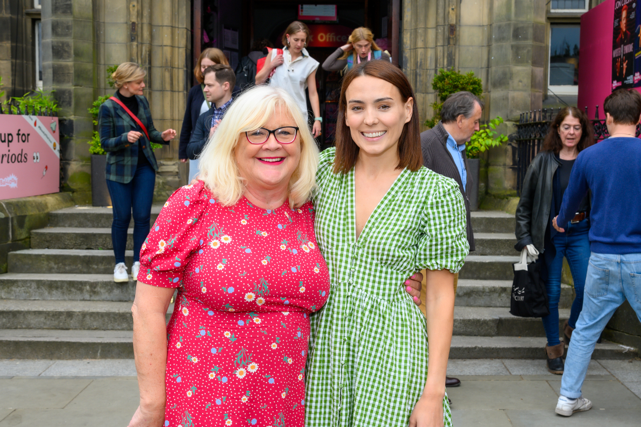 Georgie Grier Only Had One Person At Her Preview Show, And Now She Went ...