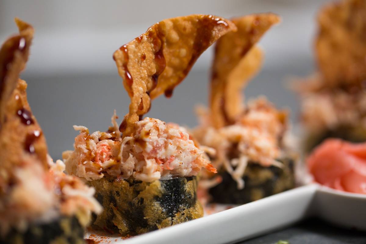 9 Japanese Restaurants In Tulsa That'll Transport You To Tokyo