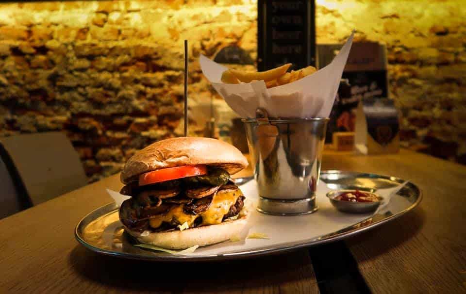 9 Top-Rated Burger Joints In Amsterdam That Are Flippin' Brilliant