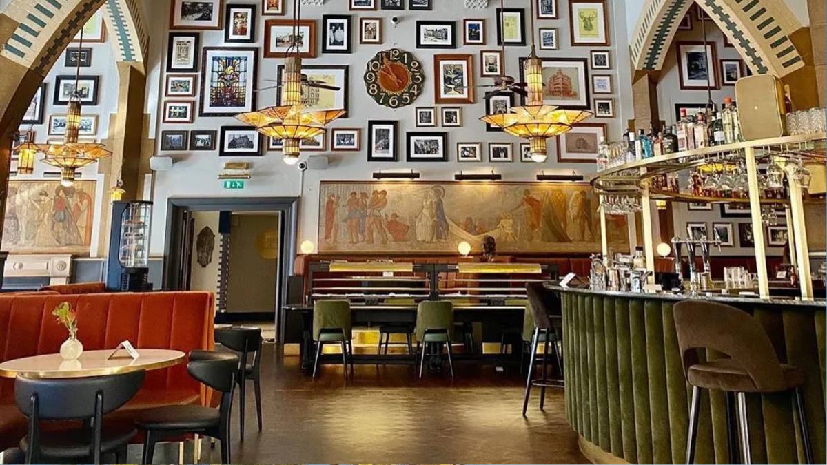 Café Américain in Amsterdam Crowned World's Most Beautiful Café