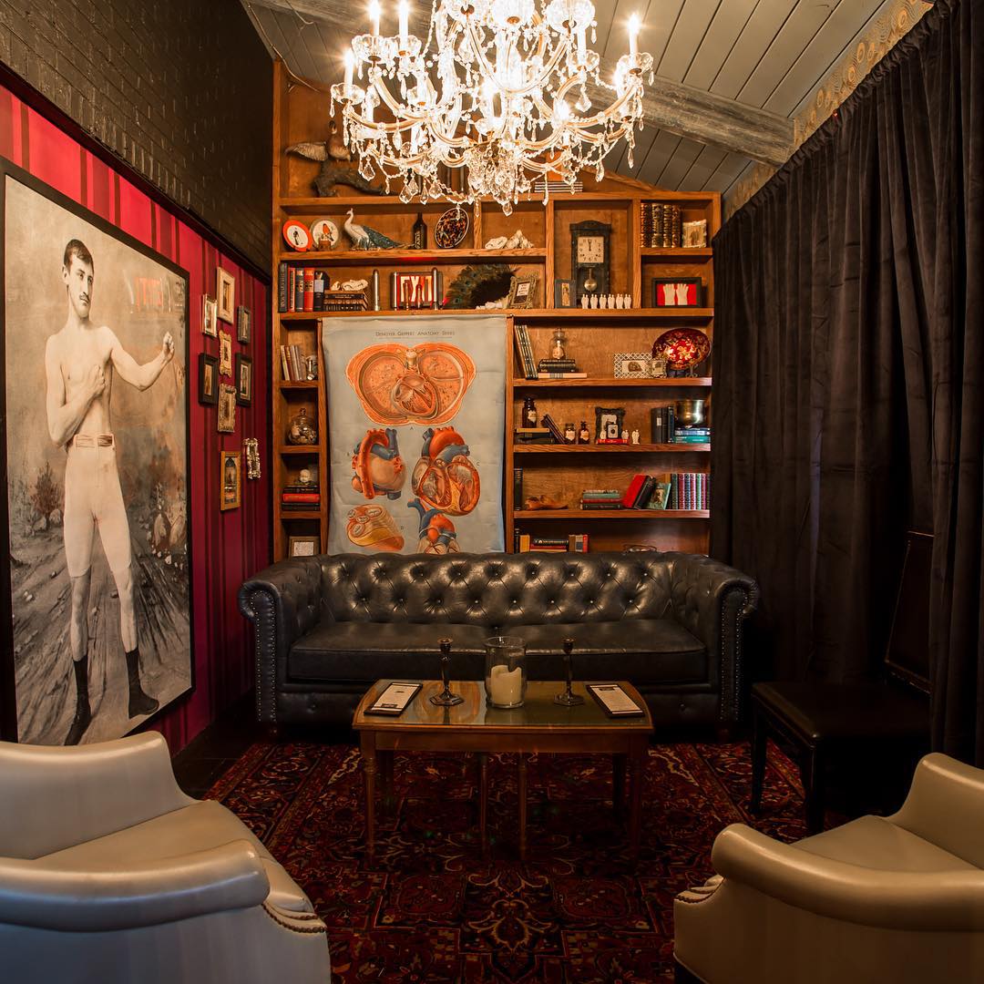 Travel Back In Time At This Gorgeous, 1920's Inspired Speakeasy In Atlanta
