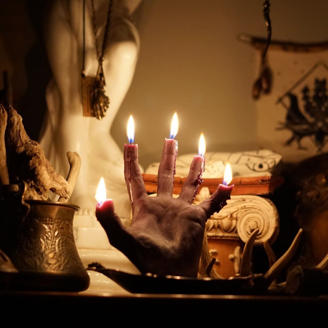 Explore Obscure Worlds At The Oddities & Curiosities Expo Coming To Atlanta