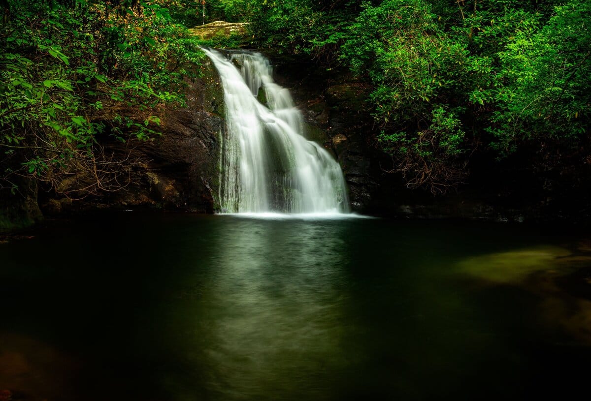 Cool Off At This Enchanting Water Hole With A Waterfall Near Helen ...