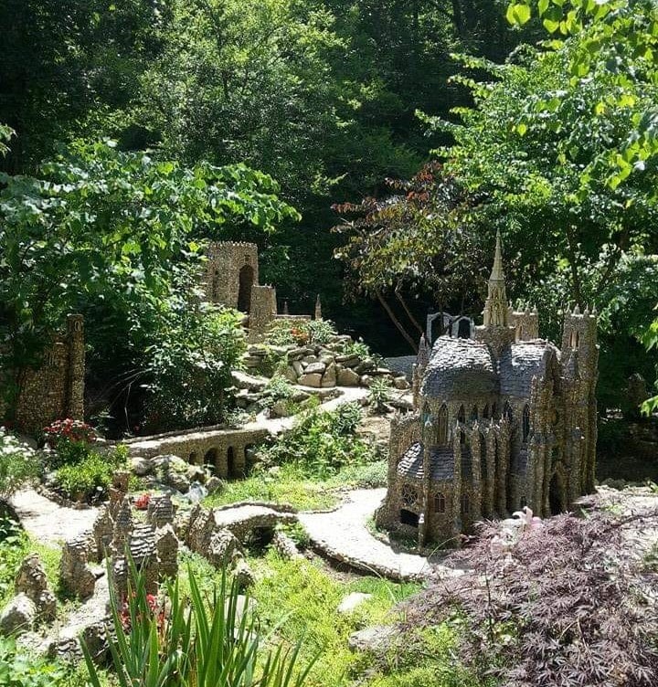 Explore This Magical Mini Village Made Entirely Out Of Rocks In Calhoun