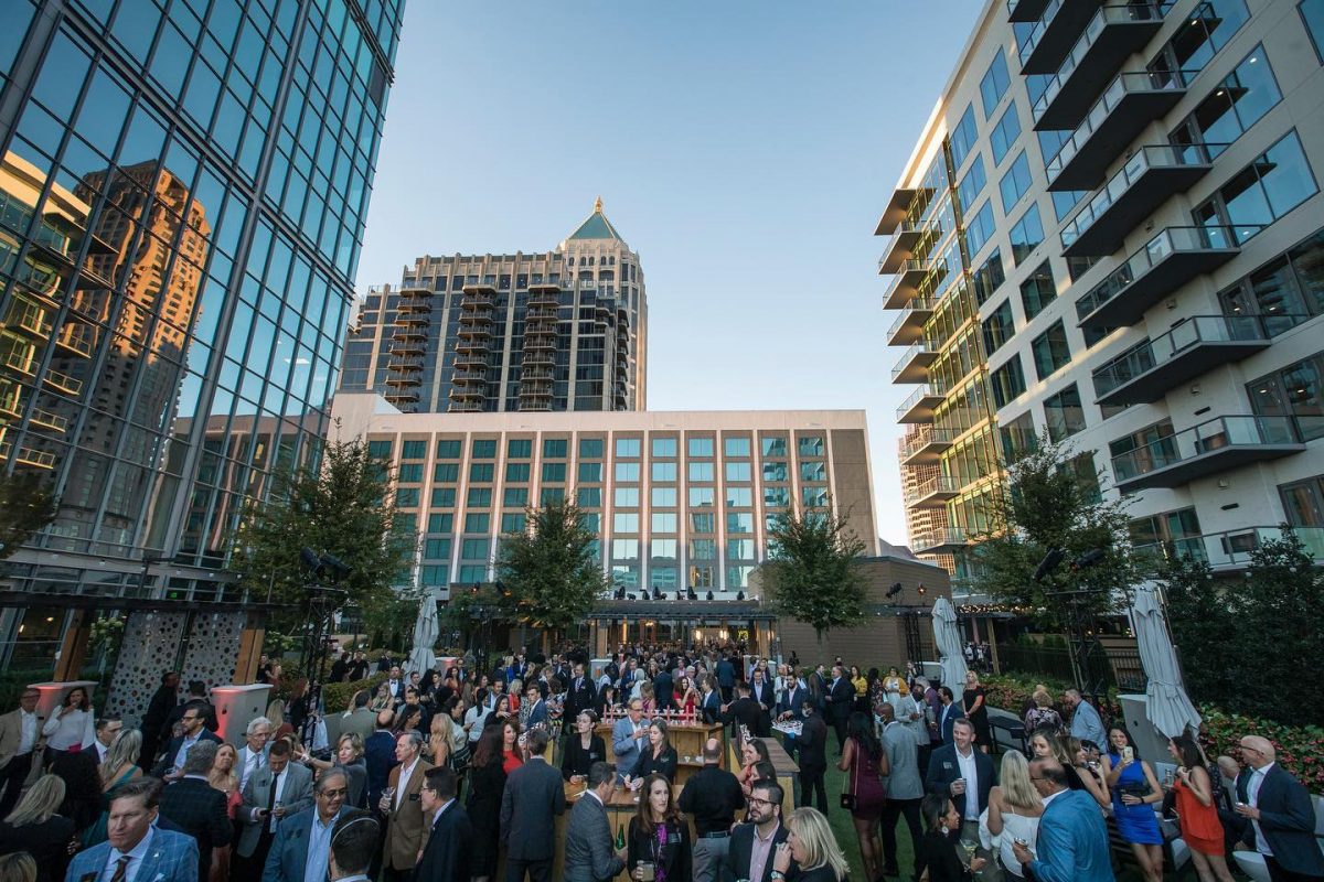 Gather ‘Round For This Amazing Weekend of Food, Music, And Drinks