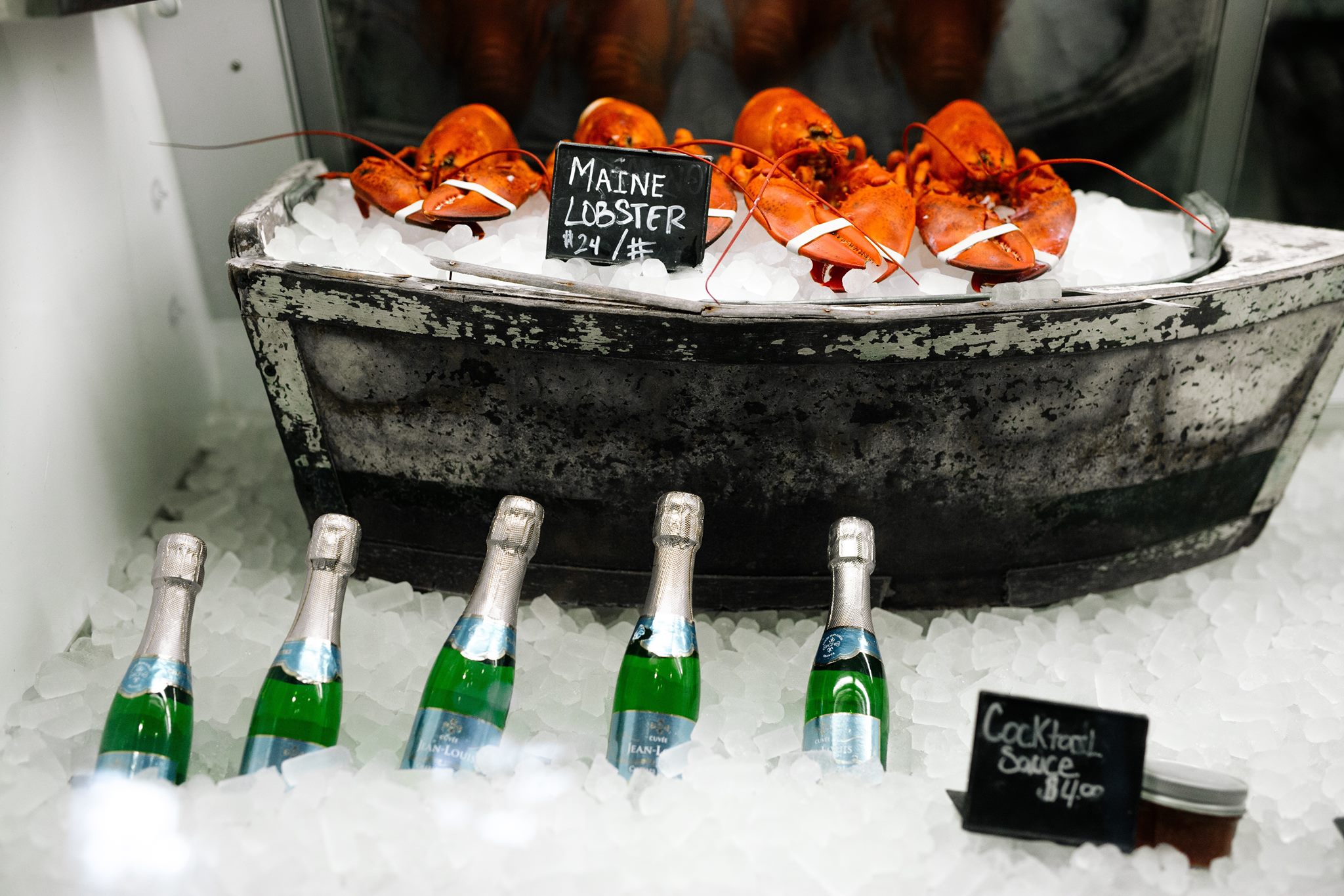 10 Must Visit Restaurants During National Seafood Month
