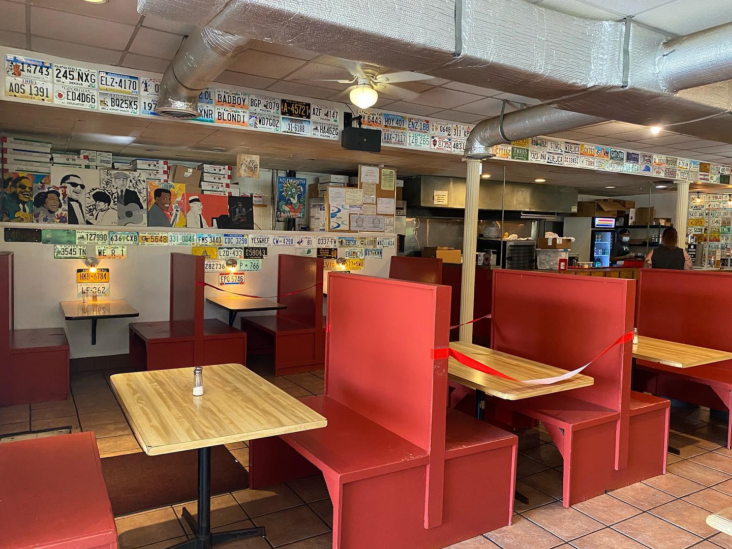 12 Unbeatable Casual Eats In And Around Atlanta
