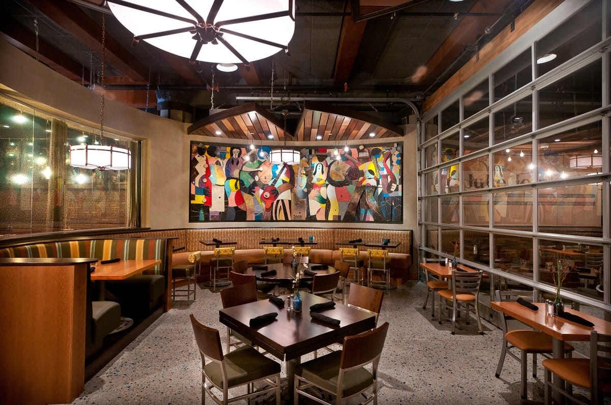 Chow Down On Southern Classics At Downtown's Iconic 'Juke Joint'