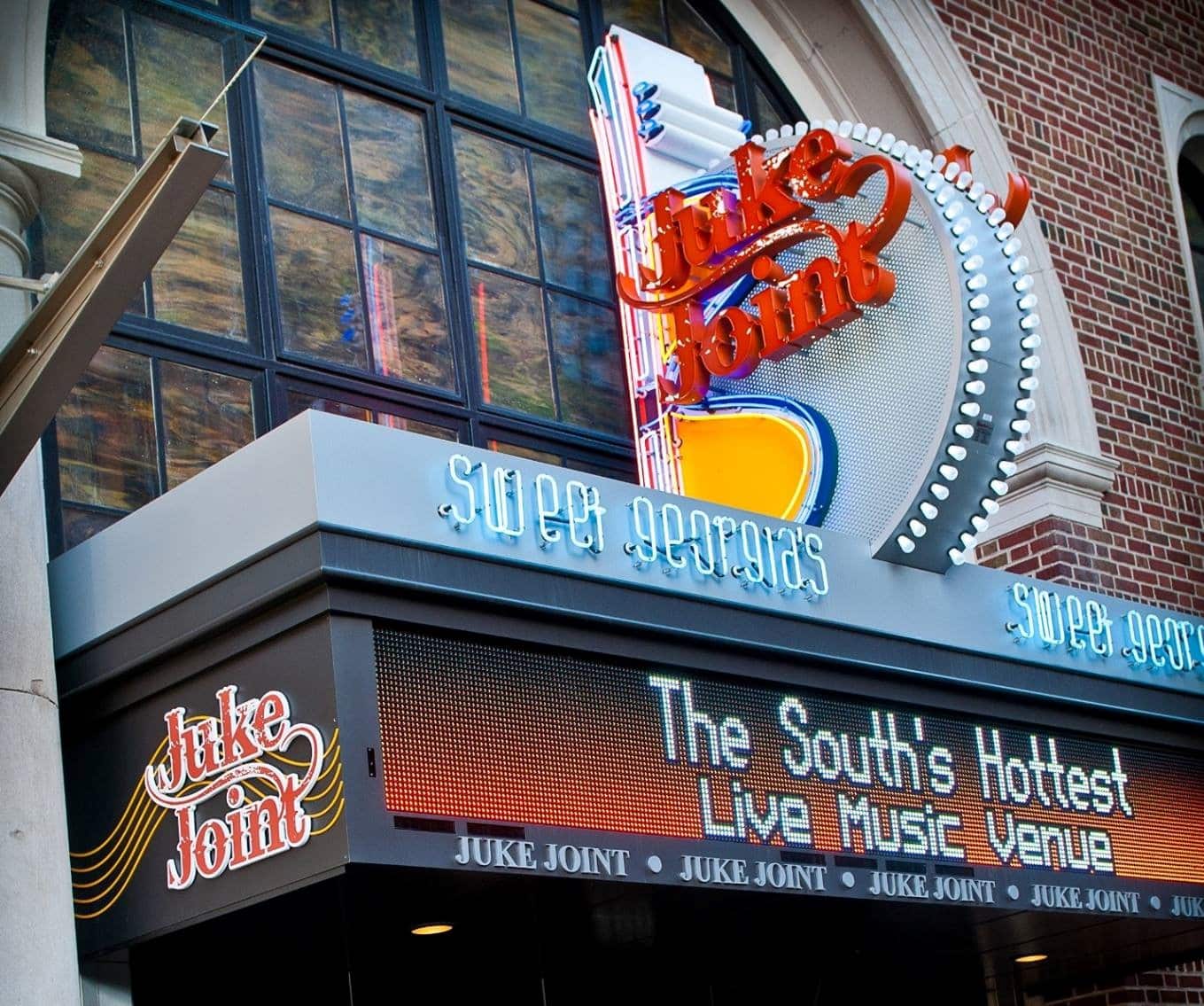 Chow Down On Southern Classics At Downtown's Iconic 'Juke Joint'