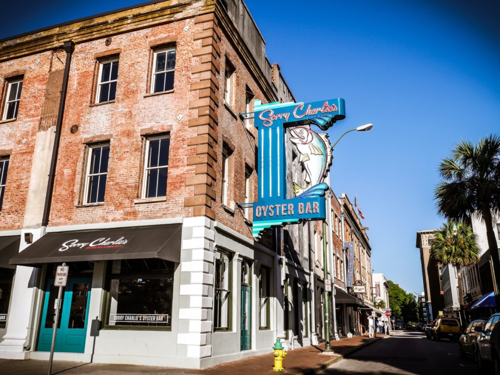 Downtown Savannah’s Oyster Bar Is The Latest Hotspot For Southern Seafood