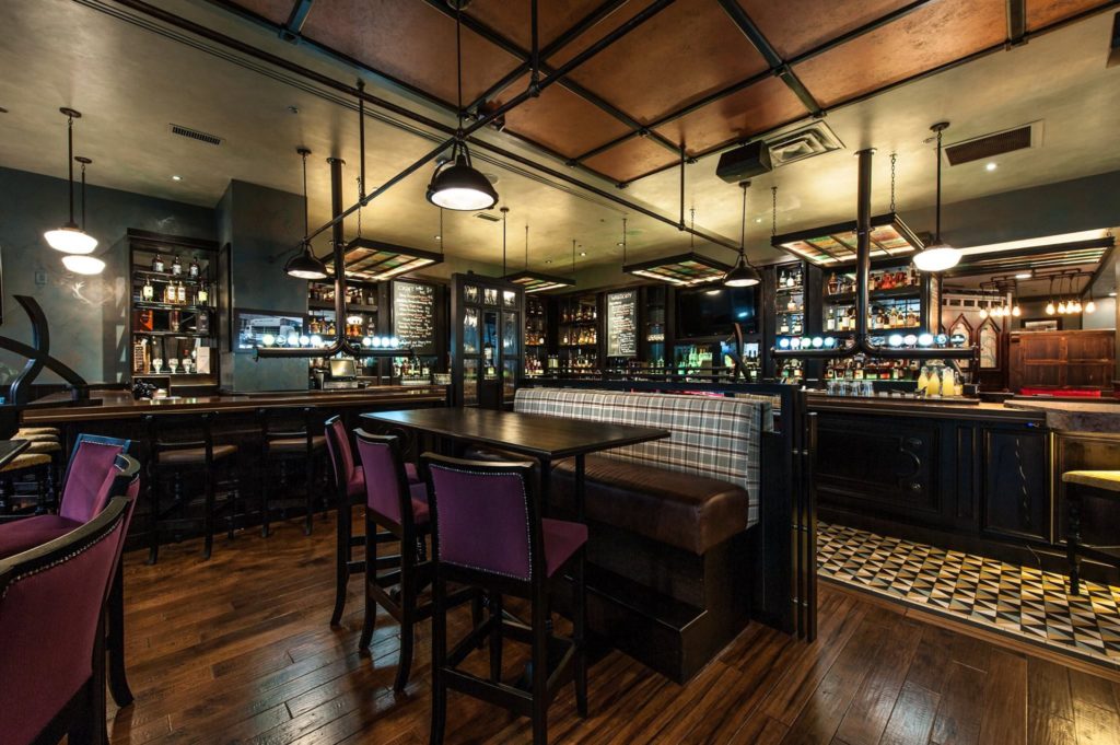 10 Fantastic Restaurants To Enjoy Super Bowl Sunday