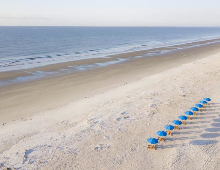 The 5 Most Beautiful Beaches Within Driving Distance From Atlanta