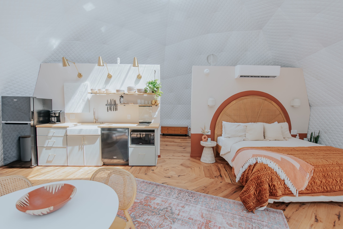 Experience This Getaway This Summer At Glamp Blue Ridge