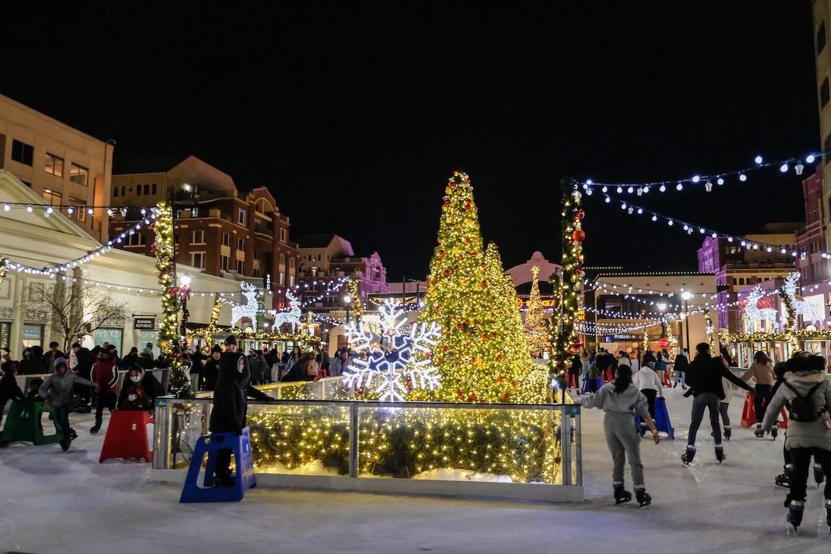 Atlanta's Largest Outdoor Ice Skating Rink Is Headed Back Town