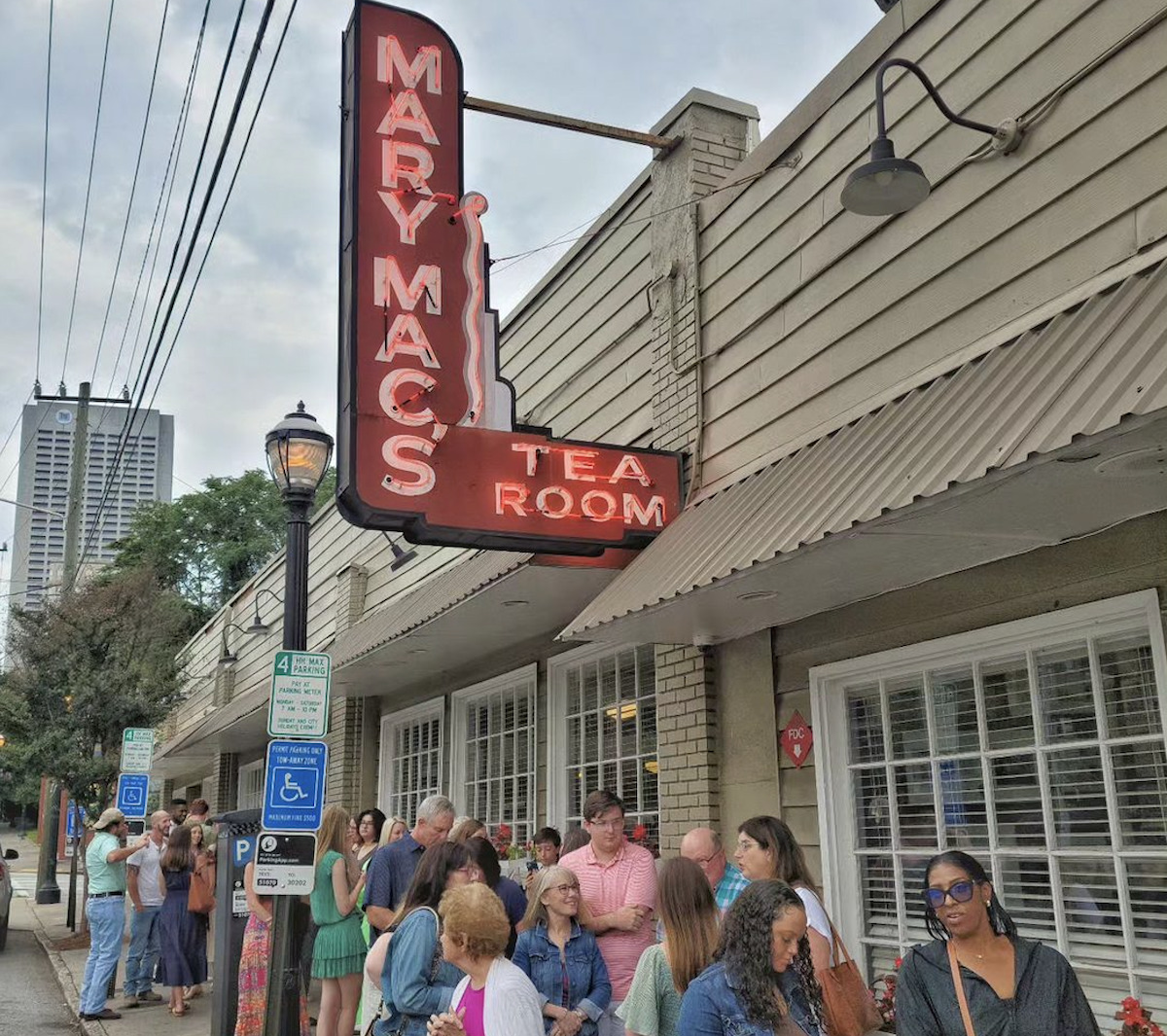 This ATL Staple Is One Of The '15 Best Southern Restaurants'