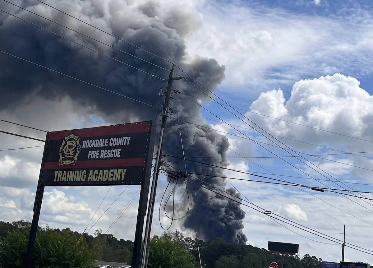 A Massive Chemical Fire In Conyers Forced 17,000 To Evacuate