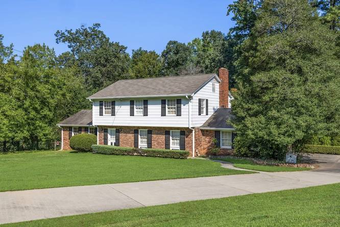 The Wheelers' Quintessential 80s Home From 'Stranger Things' Is Listed ...