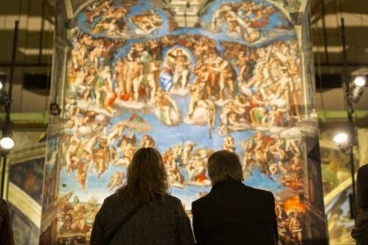 Tickets Are Now On Sale To This Stunning Sistine Chapel Exhibition ...