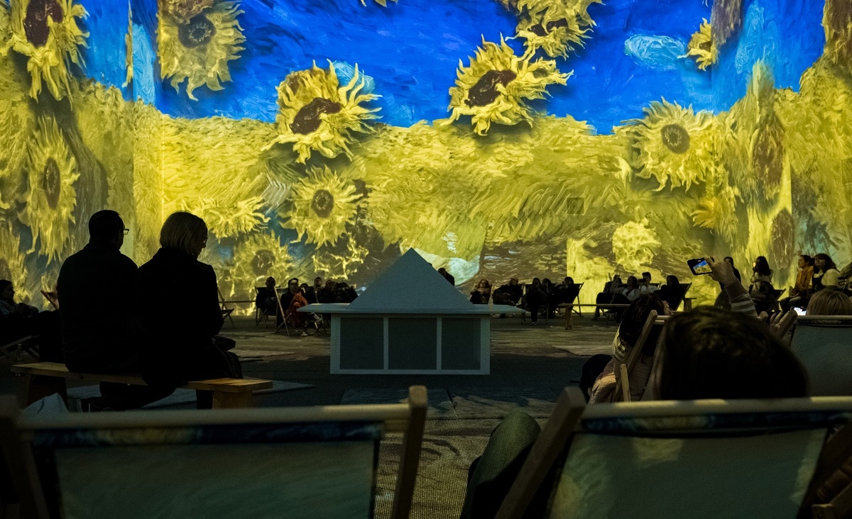 Van Gogh Review: A Dazzling Day Out For Art Lovers