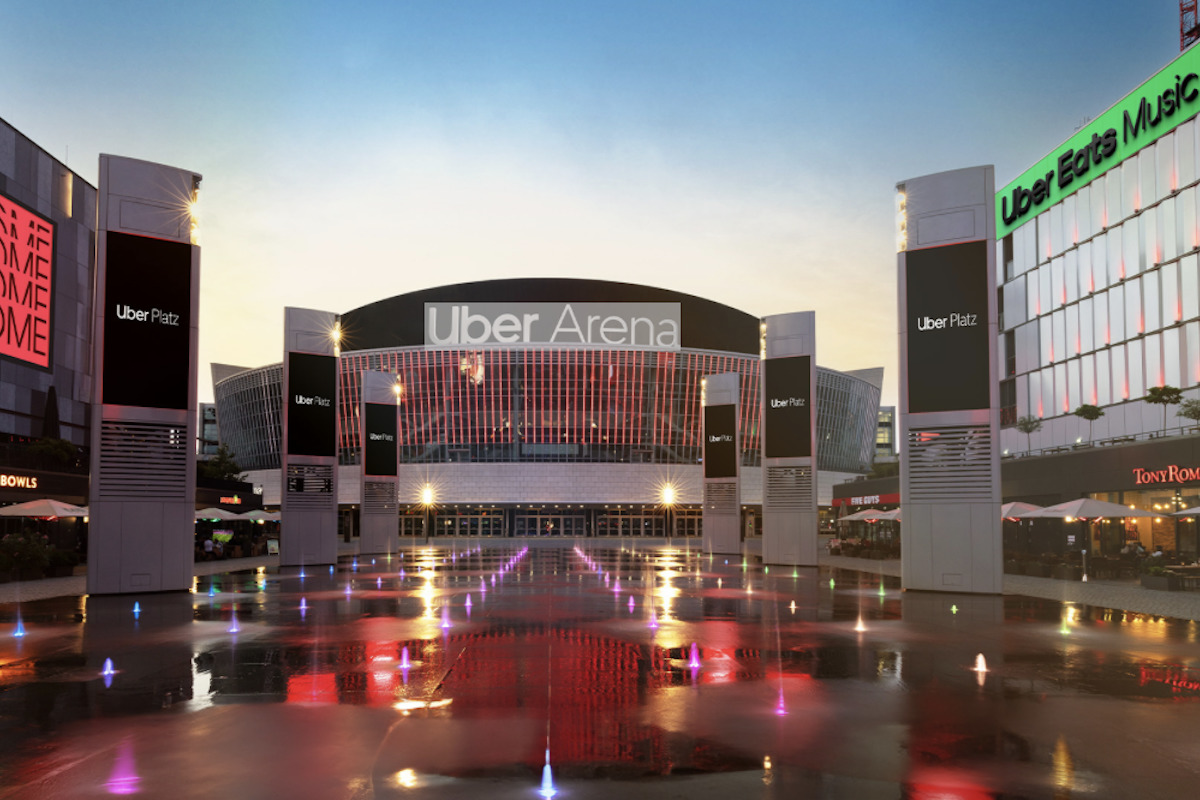 Mercedes Benz-Arena wird bald in Uber Arena umbenannt