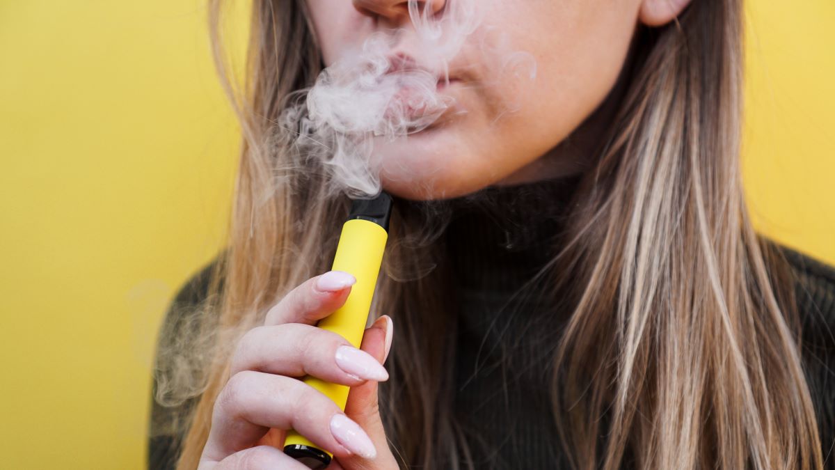 The UK To Ban Single-Use Vapes As Early As Next Week
