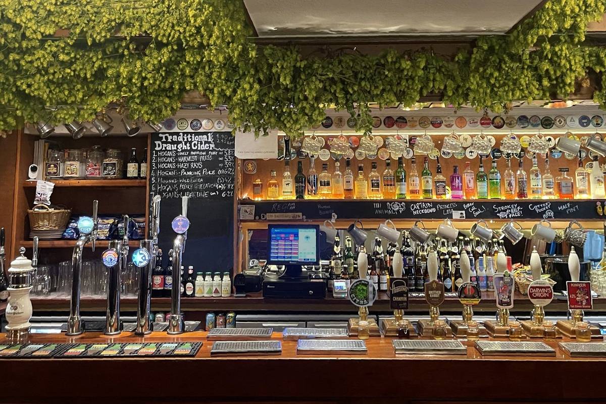 The Post Office Vault Is A ‘Hidden Gem’ With Hundreds Of Beers