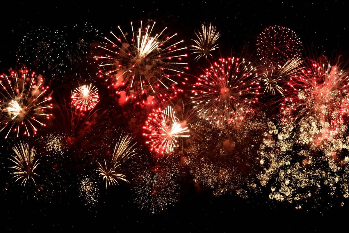 A Huge, Free Fireworks Display Is Happening Just A Stone’s Throw From ...