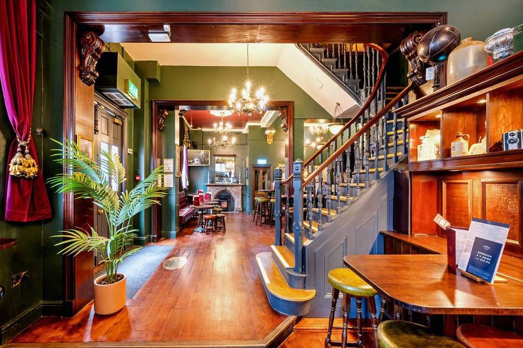 This Victorian Street-Corner Boozer Crowned Birmingham’s Most ...