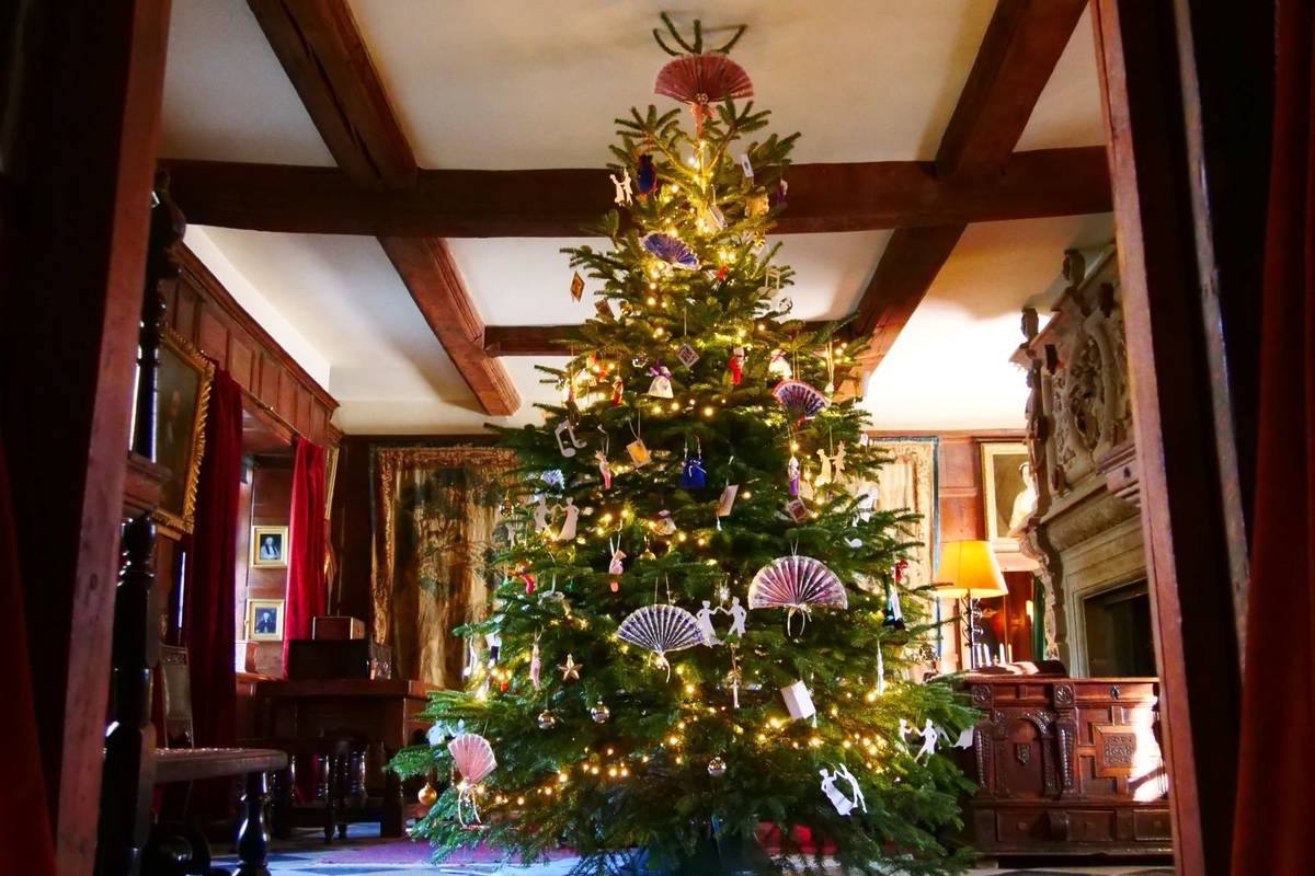 A Cute ‘The Snowman’ Art Trail Inspired By The Twelve Days Of Christmas ...