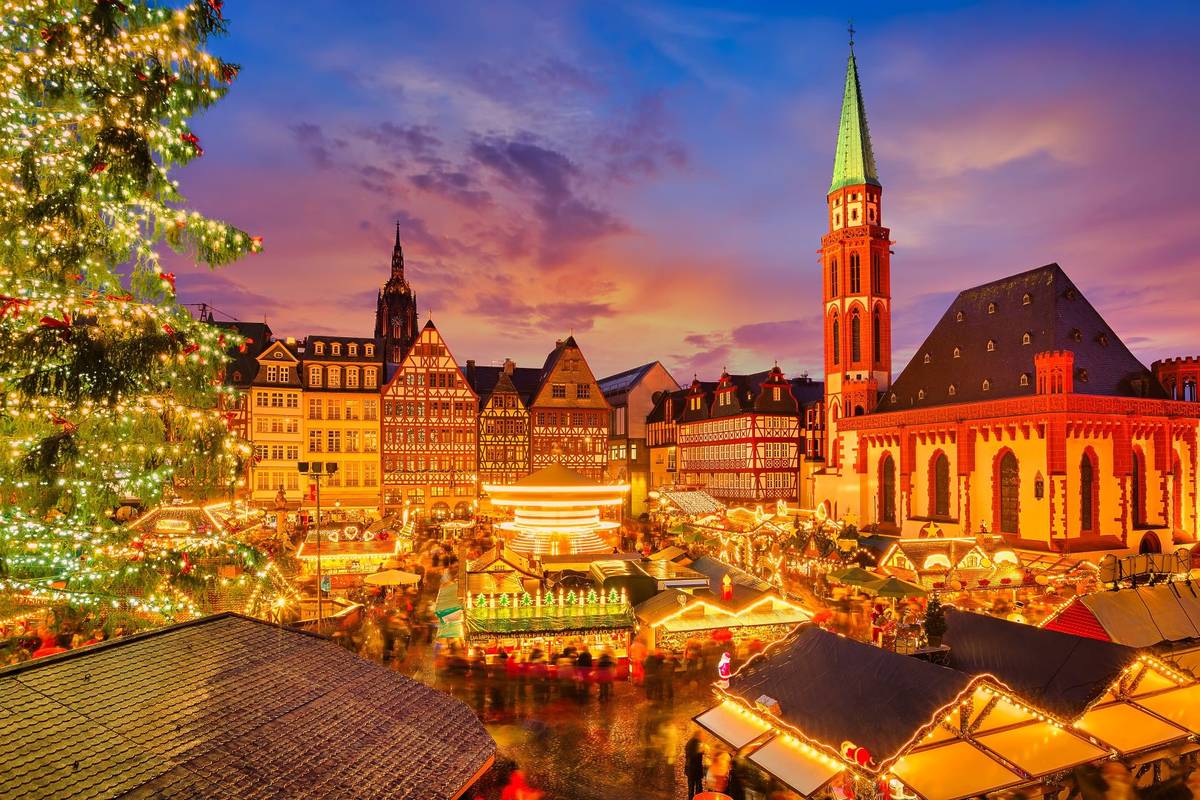 The Original Frankfurt Christmas Market Is On Another Level - Dating ...