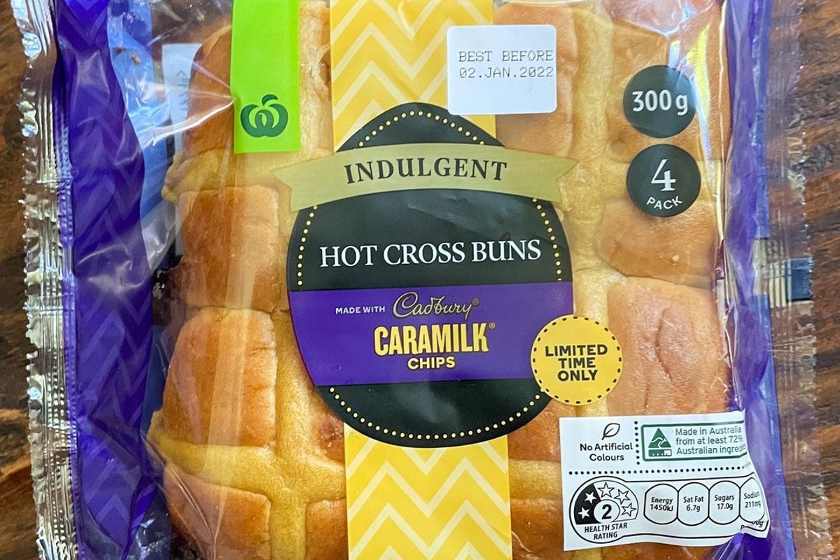 Woolworths Is Slinging Caramilk Hot Cross Buns Right Now