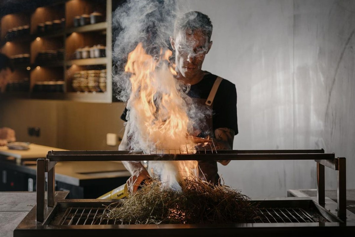 Izakaya Publico Is The New Restaurant Hidden Inside A Boutique Hotel