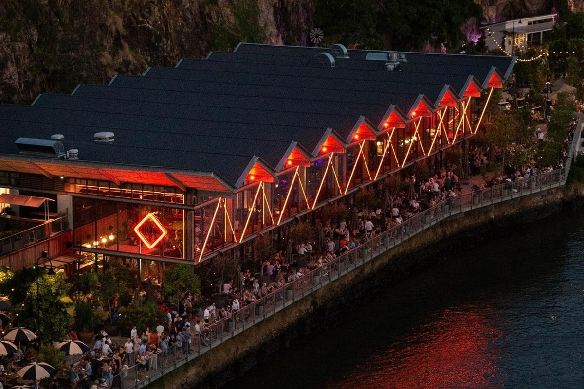 Free Movie Nights At Felons: Summer Cinema Sessions - Secret Brisbane