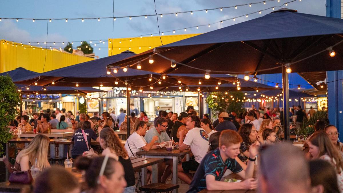 Have A Bun-believable Easter At Eat Street Northshore