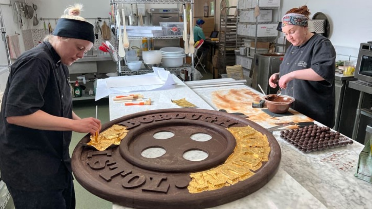 Luke Jerram Has Created A Giant Chocolate Button For Bristol 650