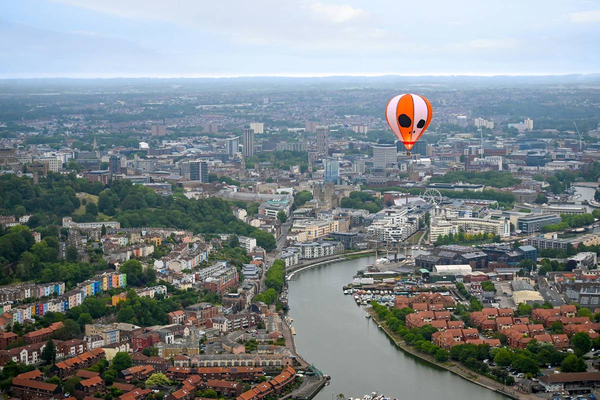 The UK’s First Hot Air Balloon Pub To Take Flight Near Bristol