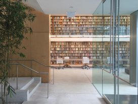 5 Places Every Chicago Writer Needs to Visit