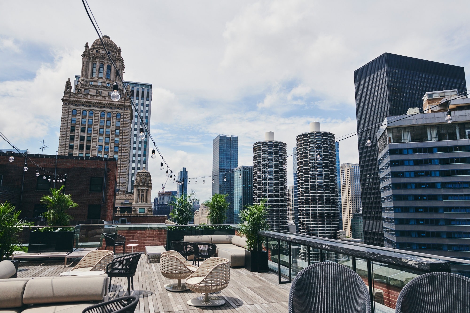 The 22 Best Rooftop Bars In Chicago