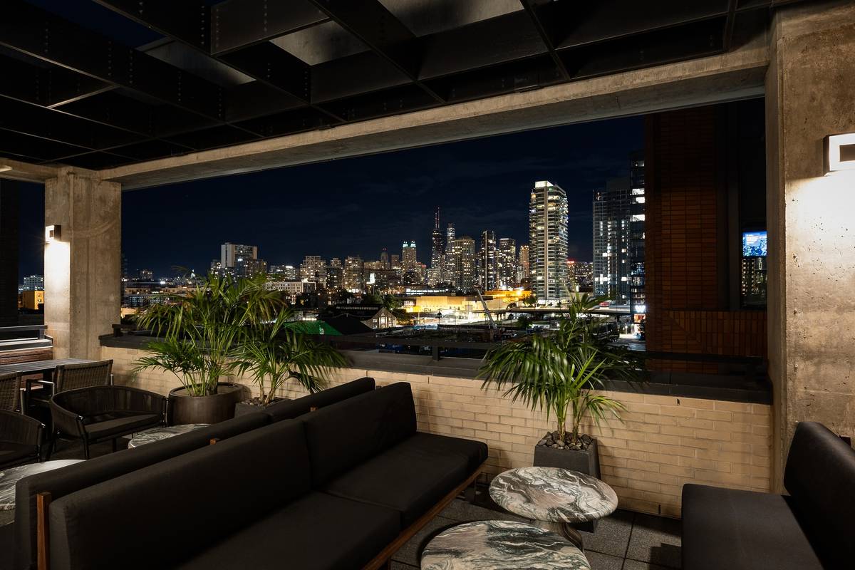 The 22 Best Rooftop Bars In Chicago