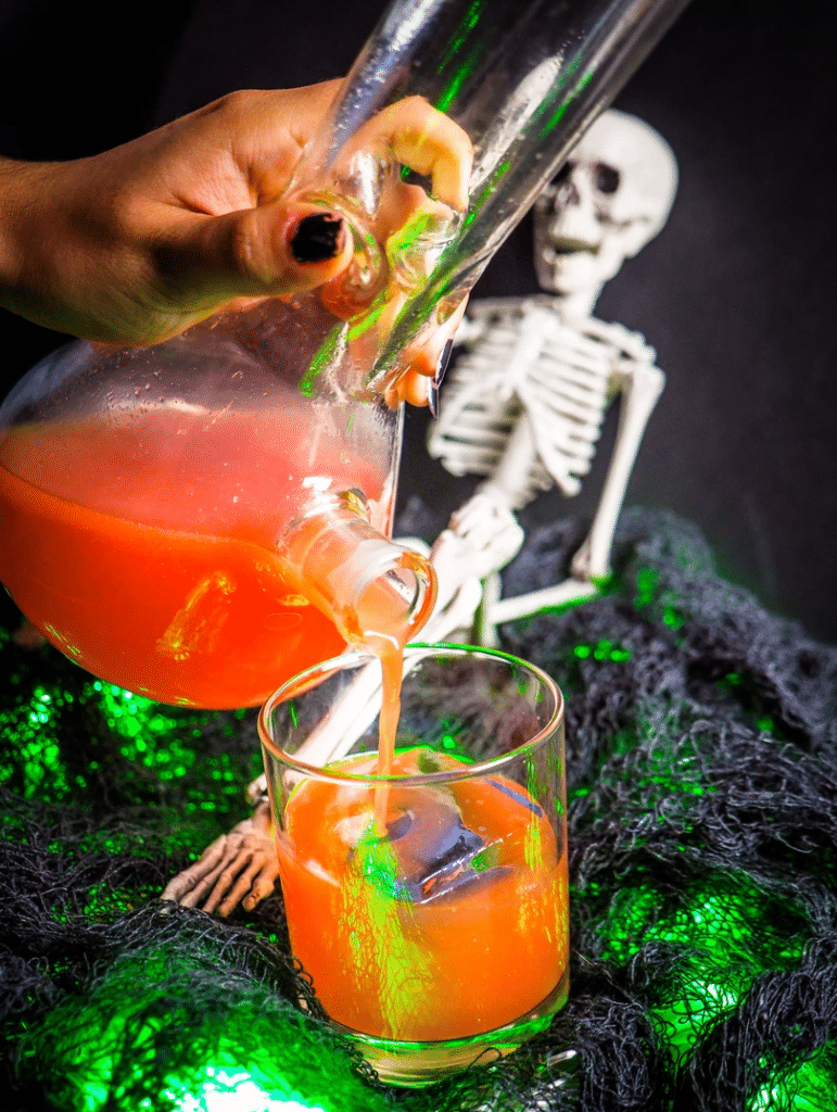 A ‘Hocus Pocus’-Inspired Cocktail Bar Is Brewing In West Town Chicago